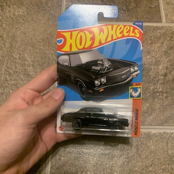Mattel | Toys | Chevelle Ss Express Muscle Mania Hot Wheels 222 243250 ...